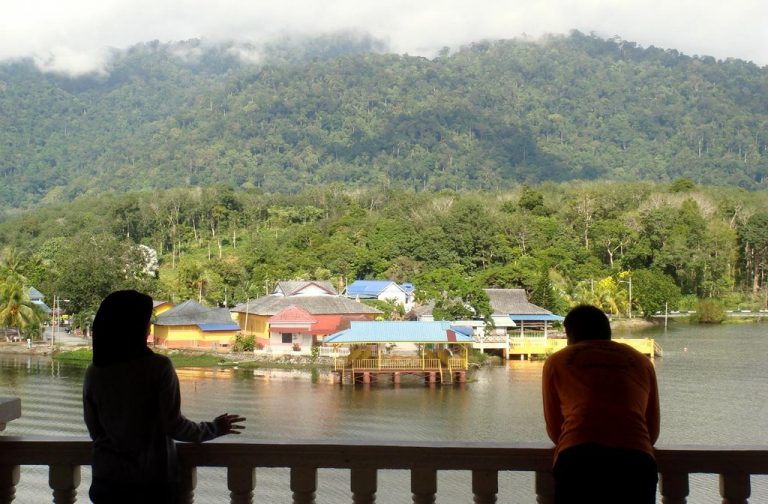 Resort Tasik Raban | menarikdi.com