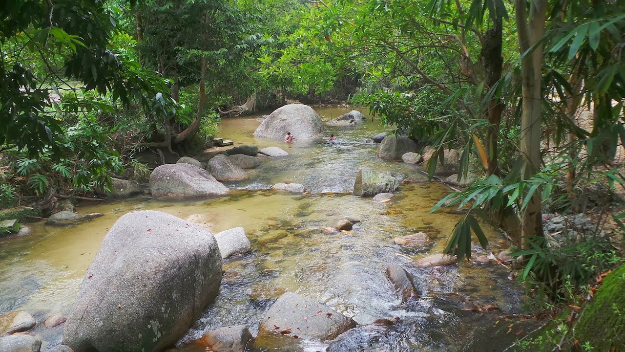 LATA ULU CHEPOR WATERFALL CHEMOR, PERAK | menarikdi.com